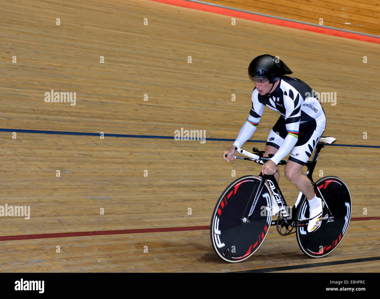 Colin claxton hi-res stock photography and images - Alamy