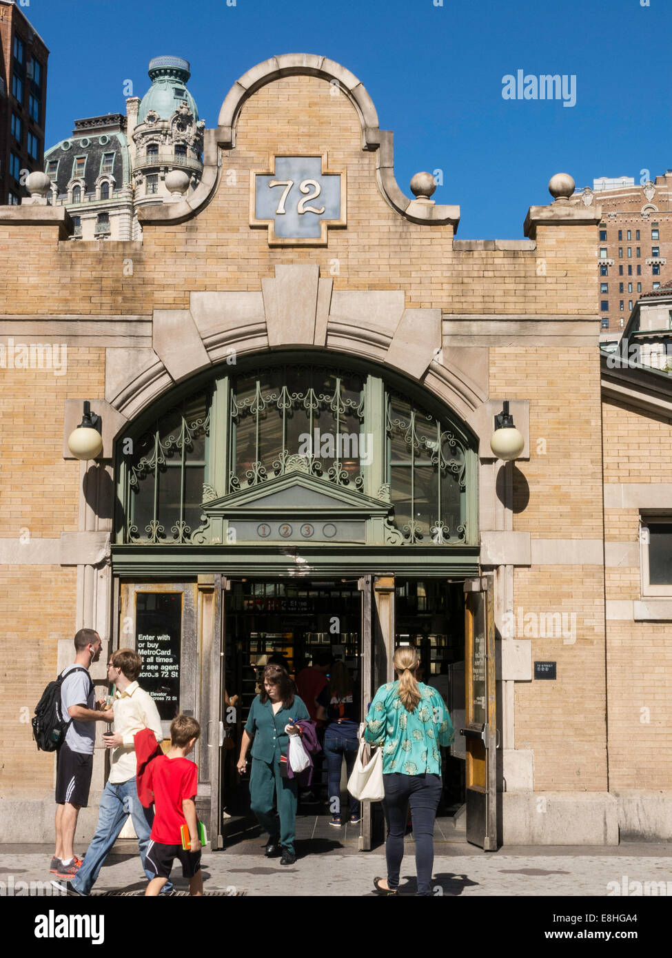West 72nd Street Subway Station Entrance, NYC, USA Stock Photo - Alamy