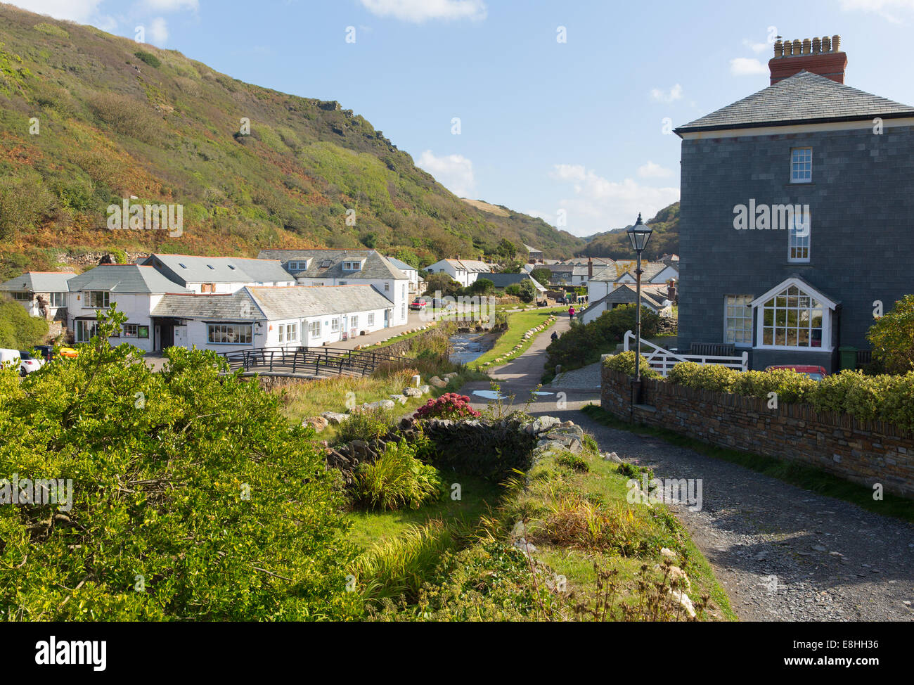 Boscastle Cornwall between Bude and Tintagel England UK on a beautiful ...