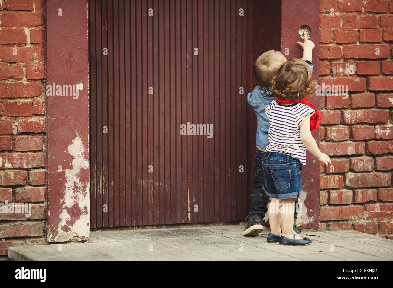 Intercom systems hi-res stock photography and images - Alamy