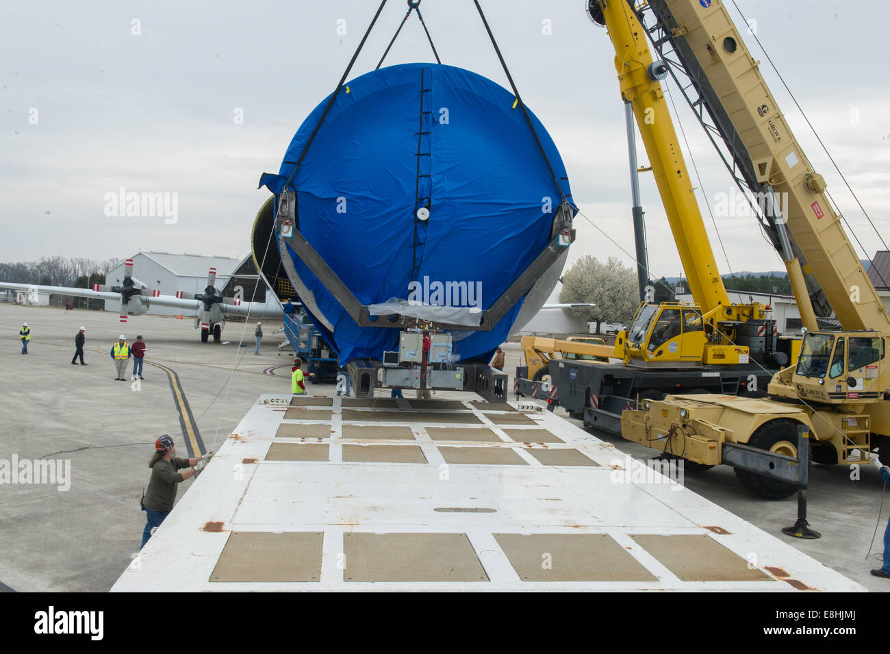 Nasa super guppy aircraft hi-res stock photography and images - Alamy