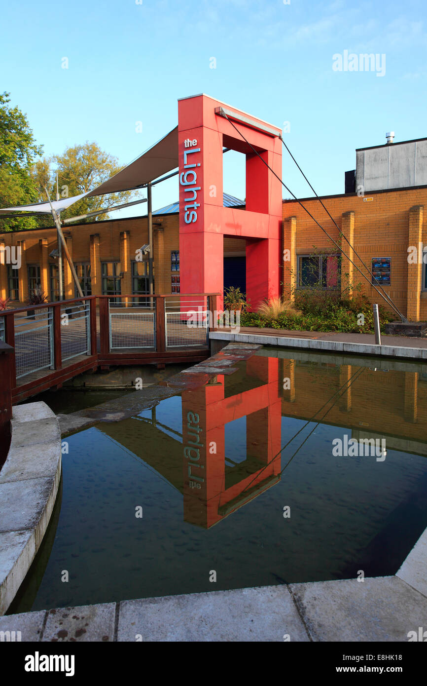 Venue lights hi-res stock photography and images - Alamy