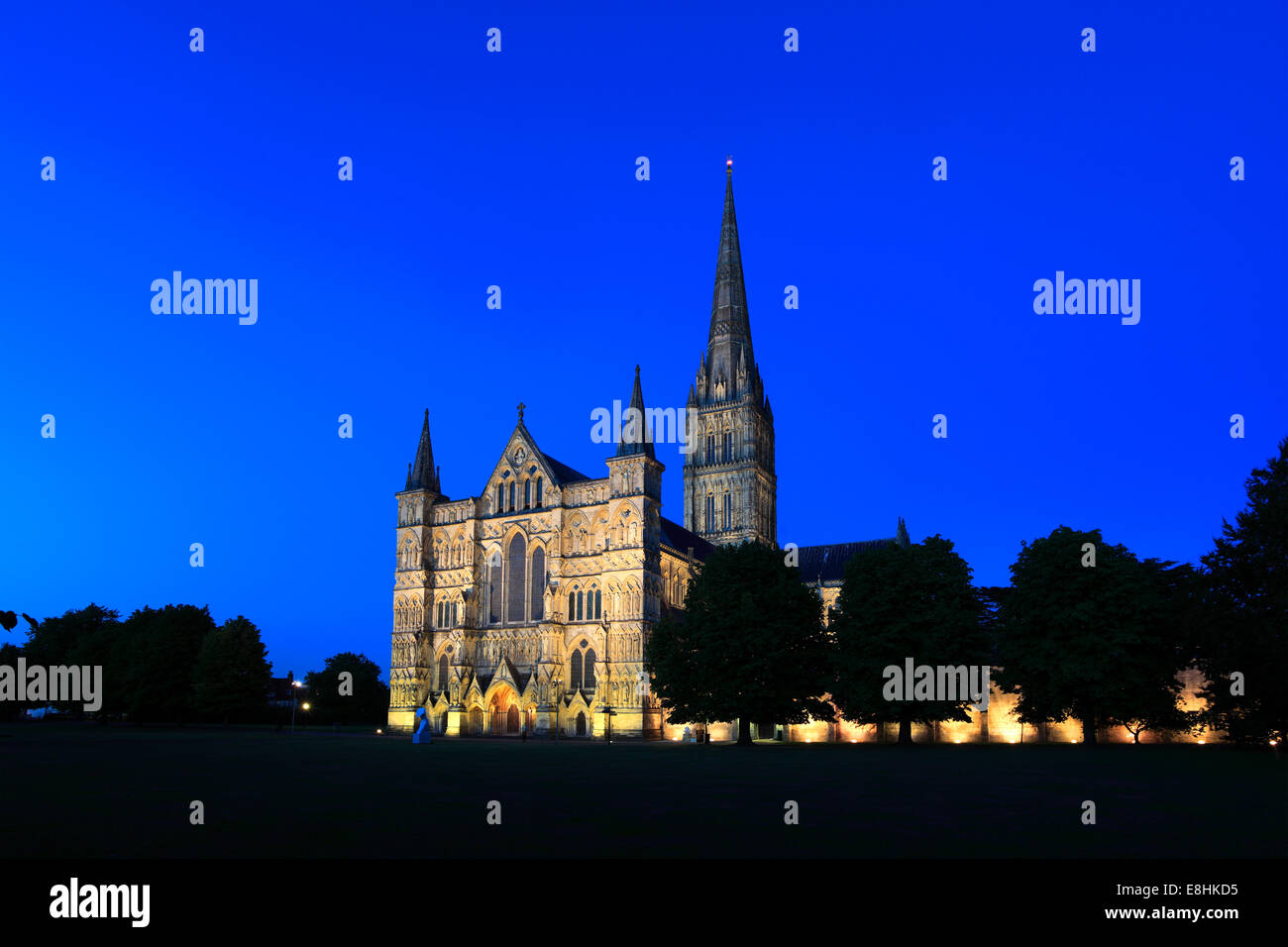 Exterior of the 13th Century Salisbury Cathedral, at night, Salisbury ...