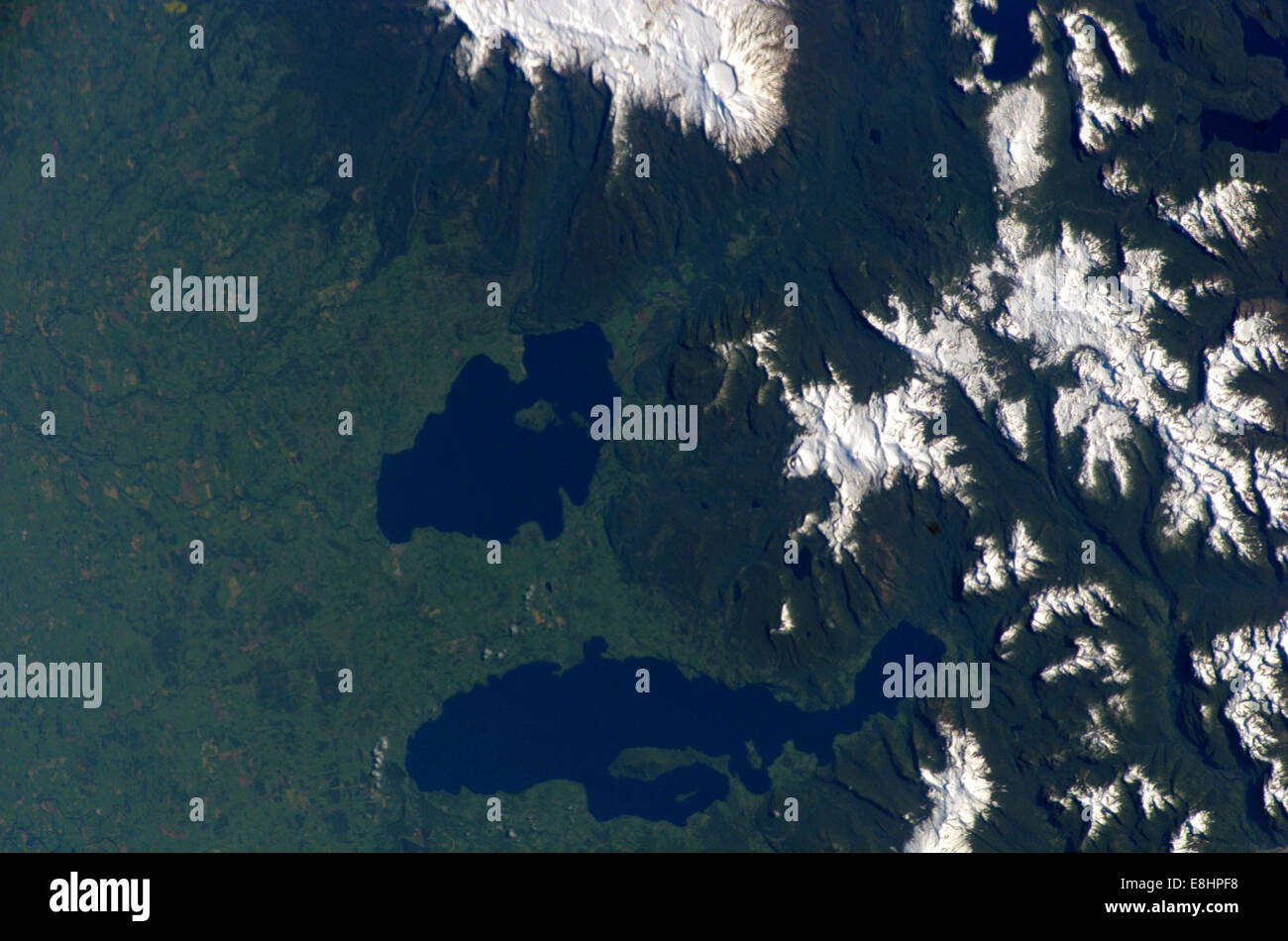 Satellite images show lakes in Southern Chile, highlighting geographic ...