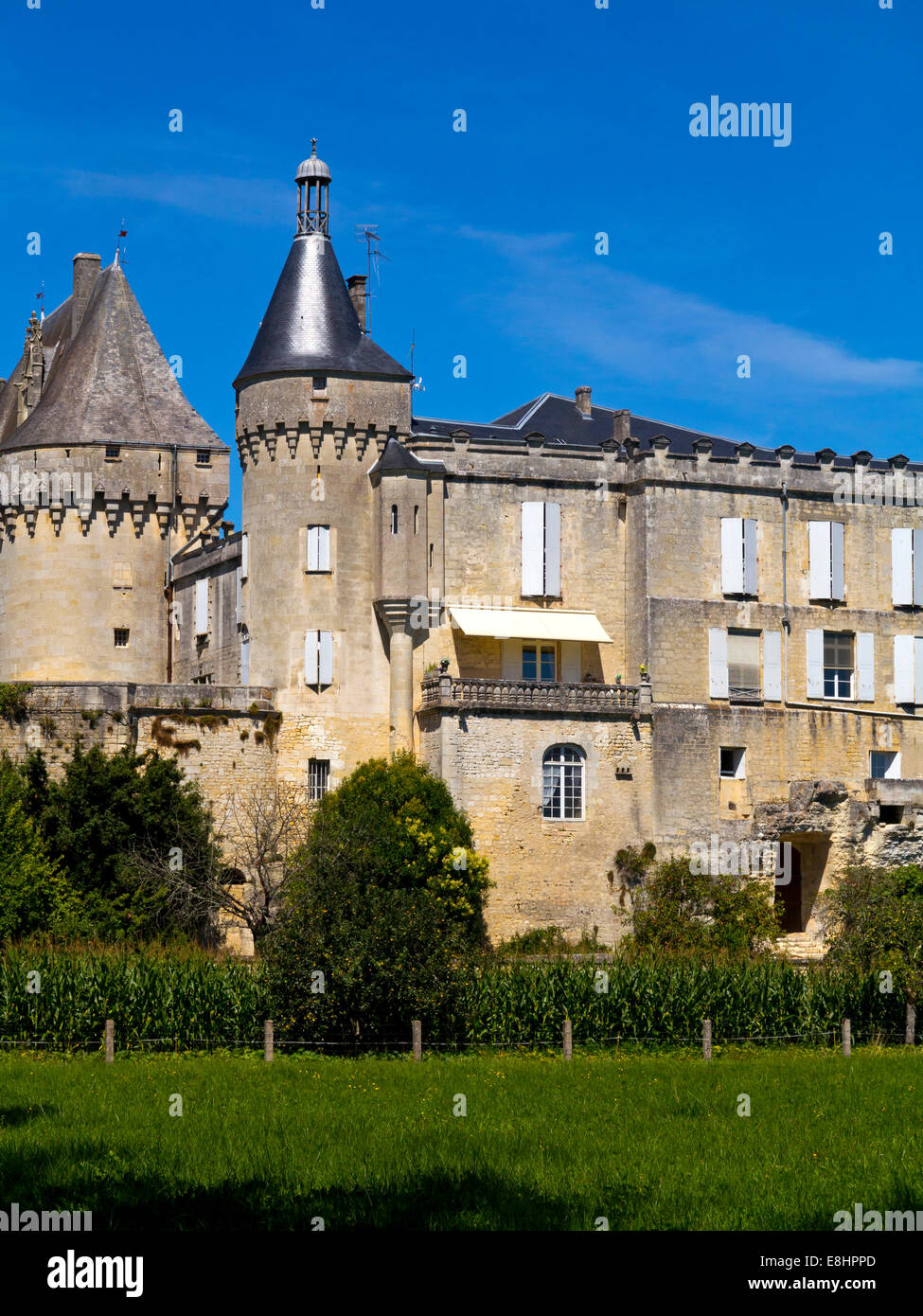 Jonzac france hi-res stock photography and images - Alamy