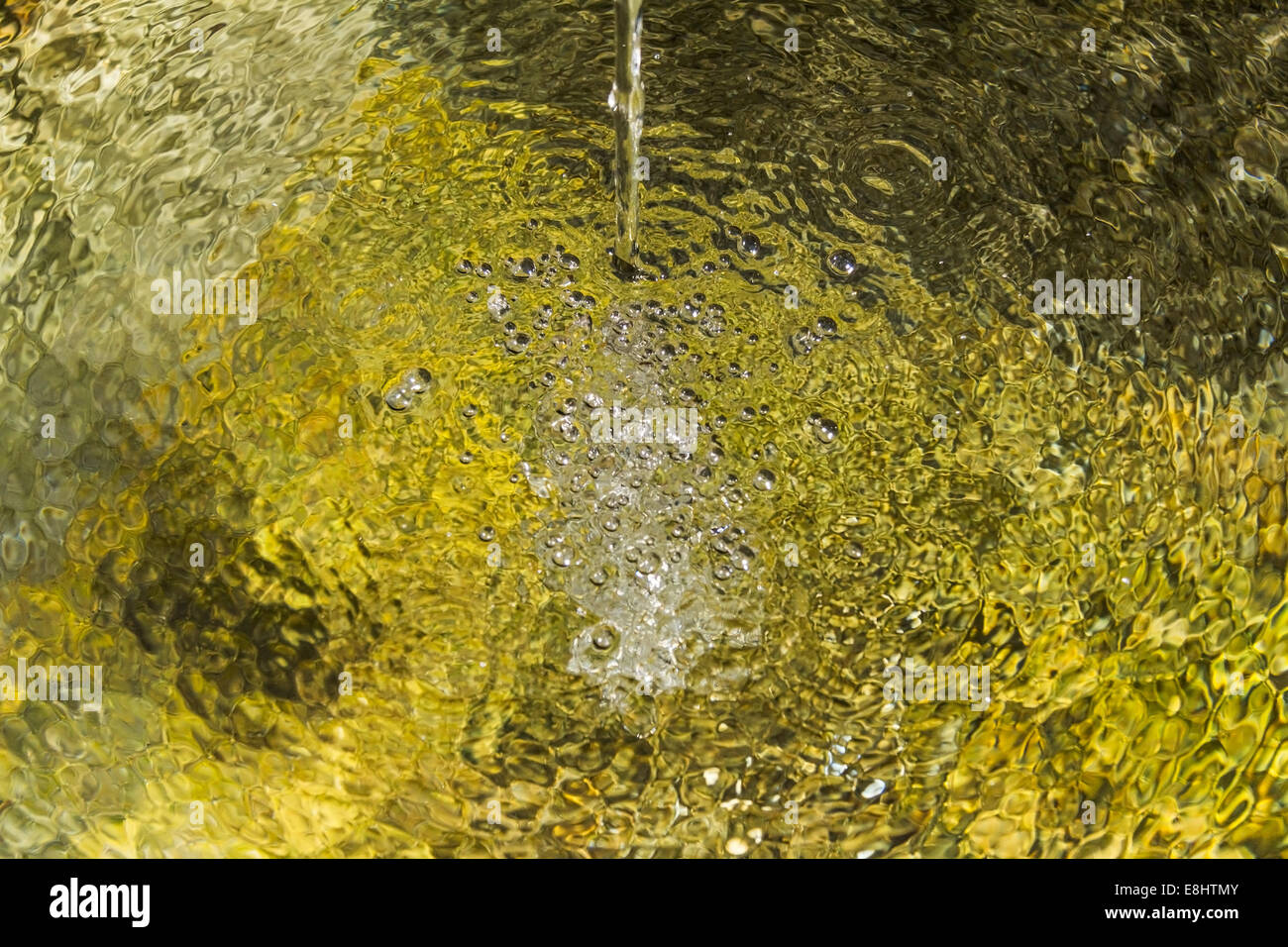 Drip of water hi-res stock photography and images - Alamy