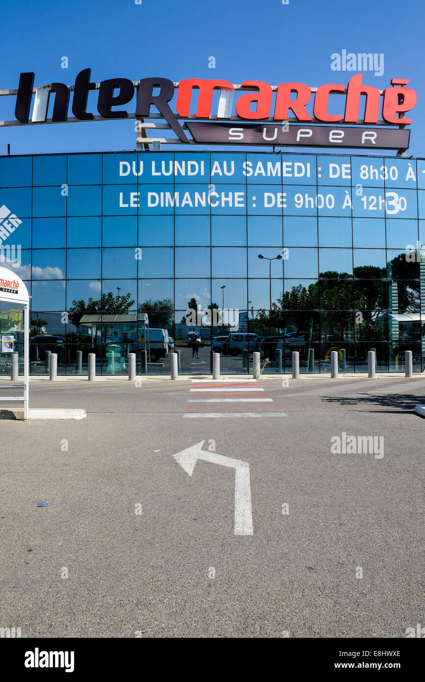 Intermarche hi-res stock photography and images - Alamy