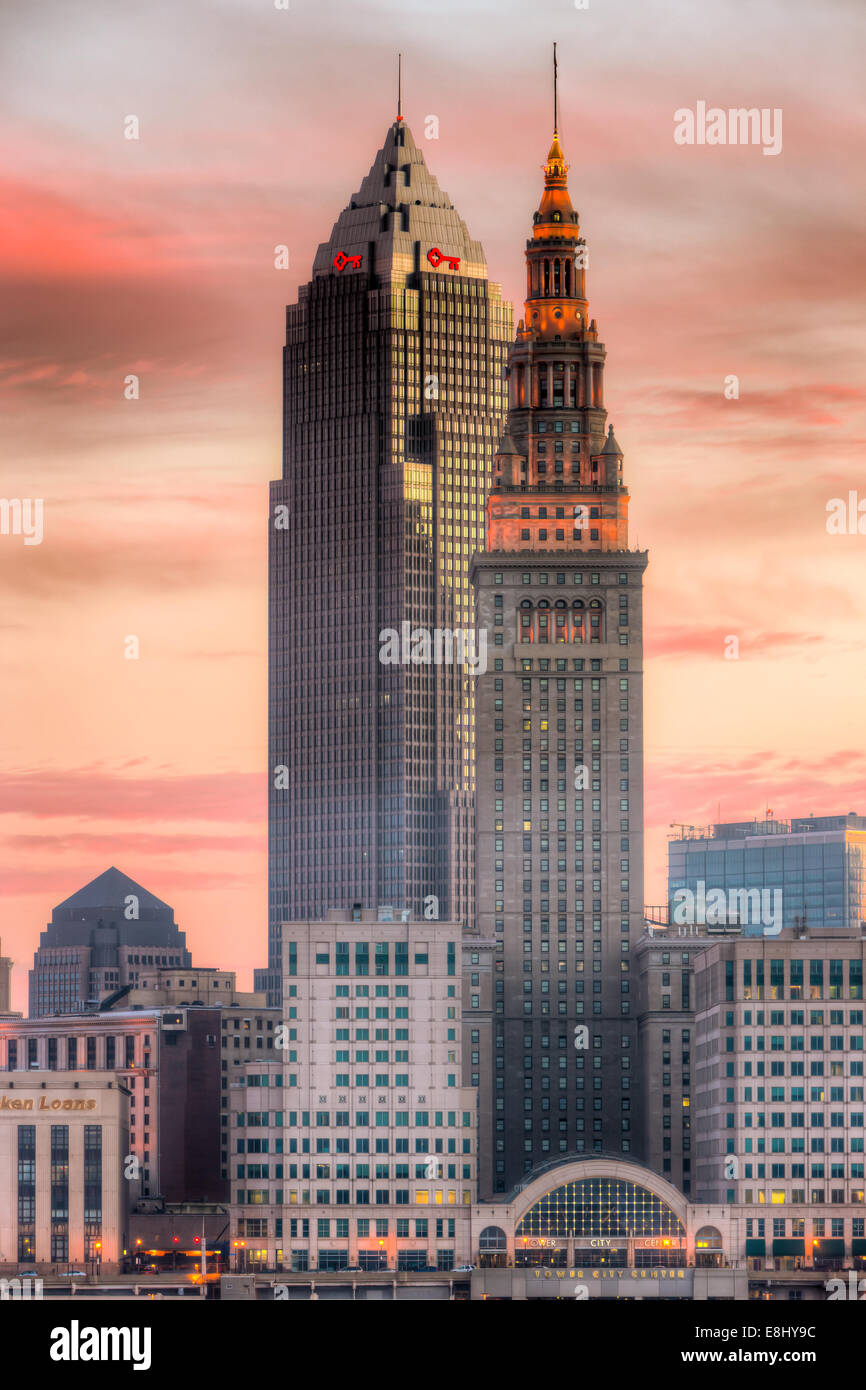 Cleveland terminal tower hi-res stock photography and images - Alamy