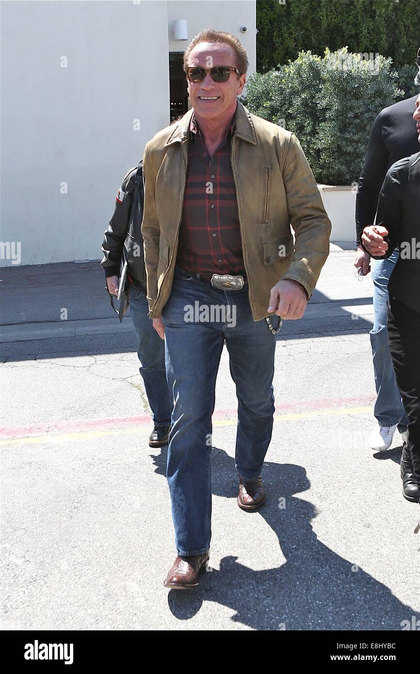 Young arnold schwarzenegger hi-res stock photography and images - Alamy