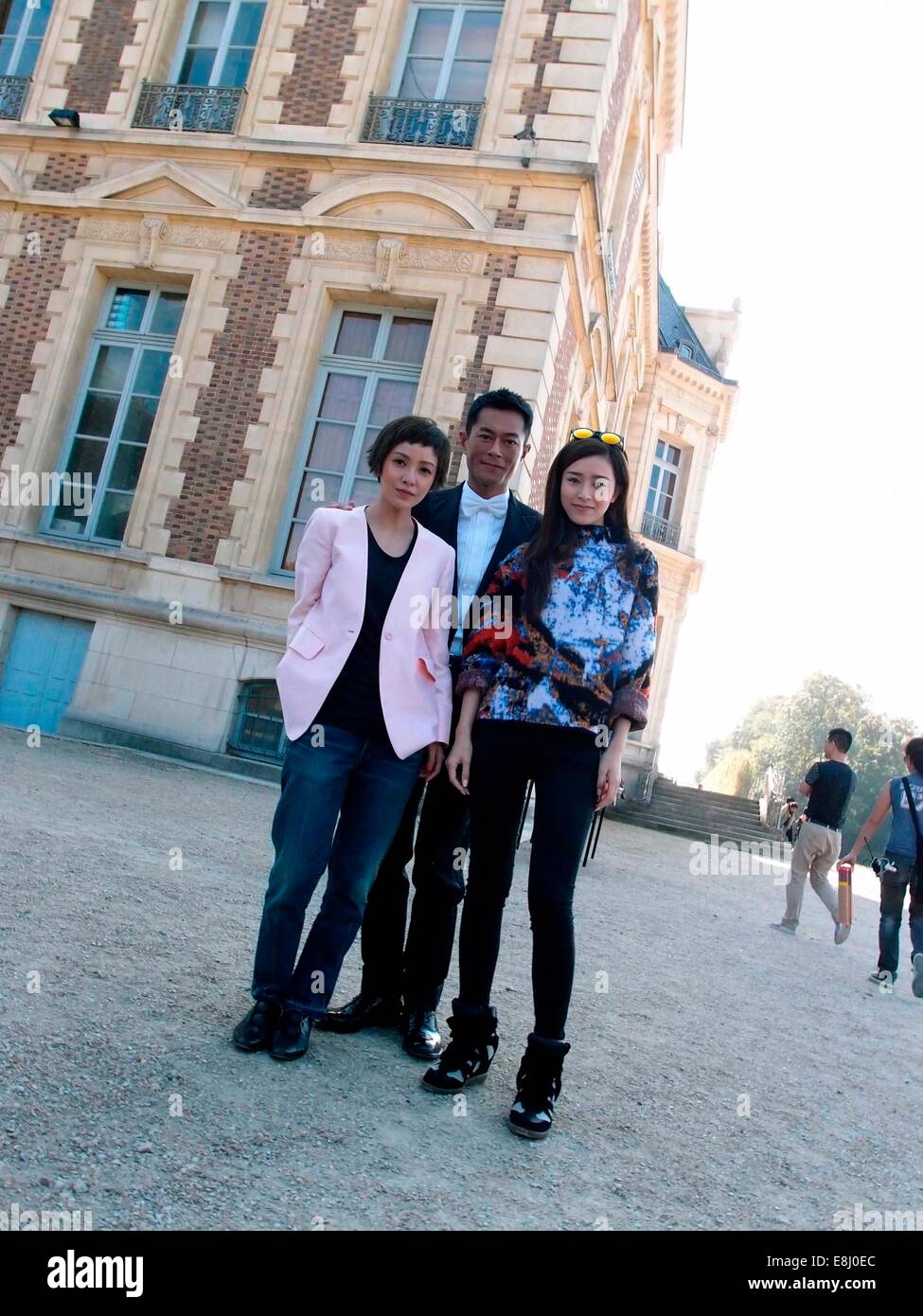 Louis Koo shooting his new movie "Paris Vacation" with Amber Kuo in ...