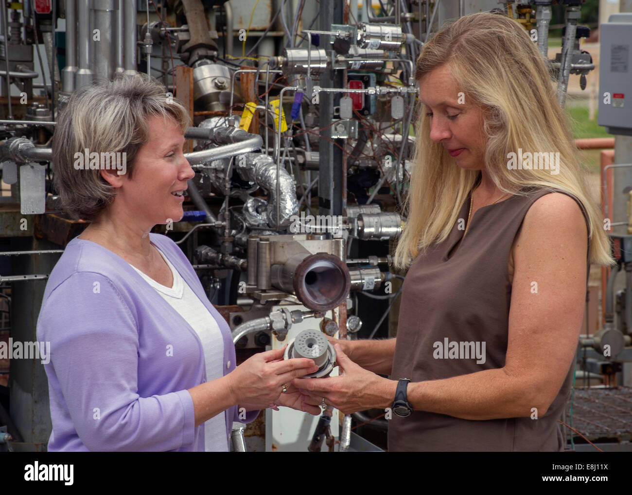 Sprader hi-res stock photography and images - Alamy