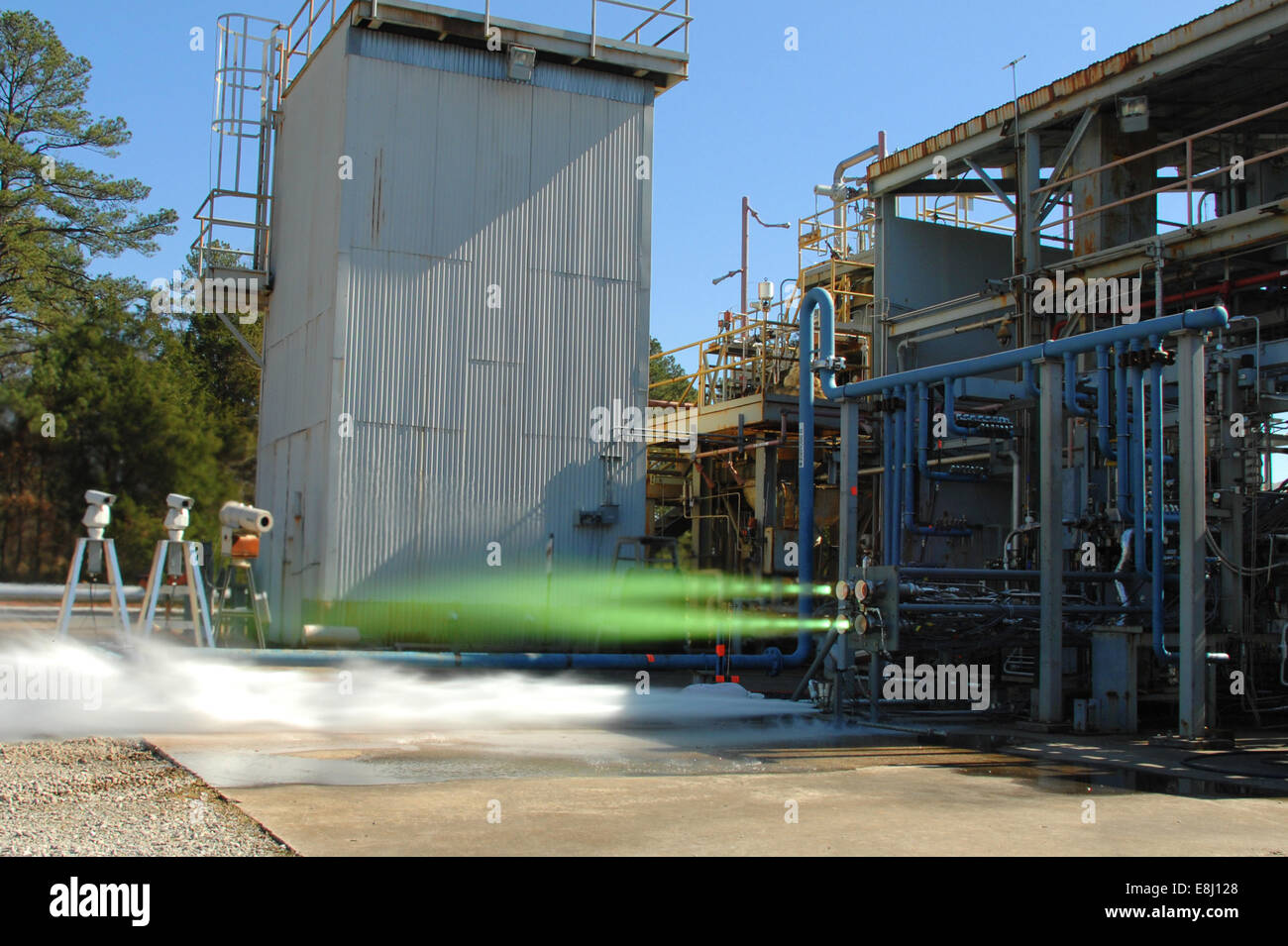 NASA tested the core stage engines of the Space Launch System at Test ...