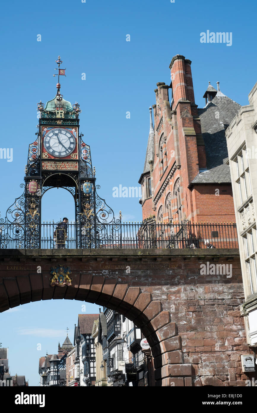 Eastgate bridge clock hi-res stock photography and images - Alamy