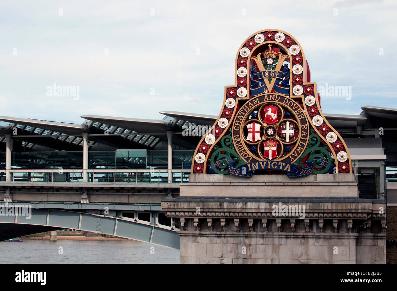 London, Chatham and Dover Railway crest on Blackfriars Bridge, London ...