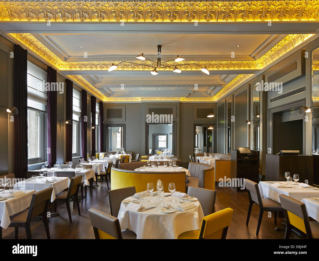 Christopher's, London, United Kingdom. Architect: De Matos Ryan, 2013 ...