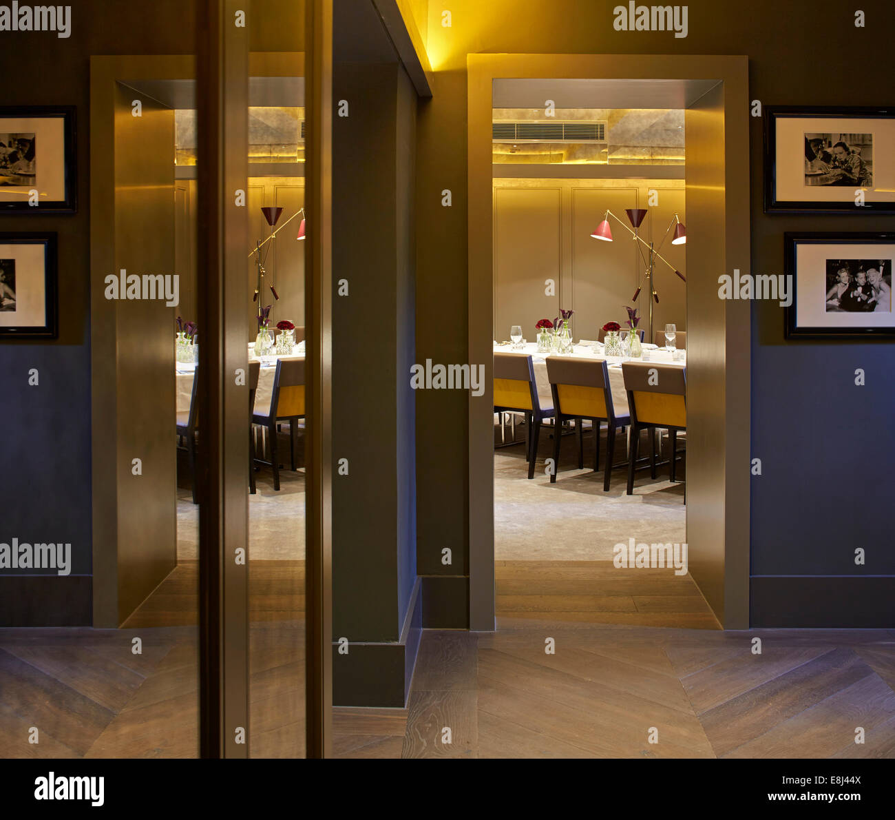 Interior of christophers restaurant hi-res stock photography and images ...
