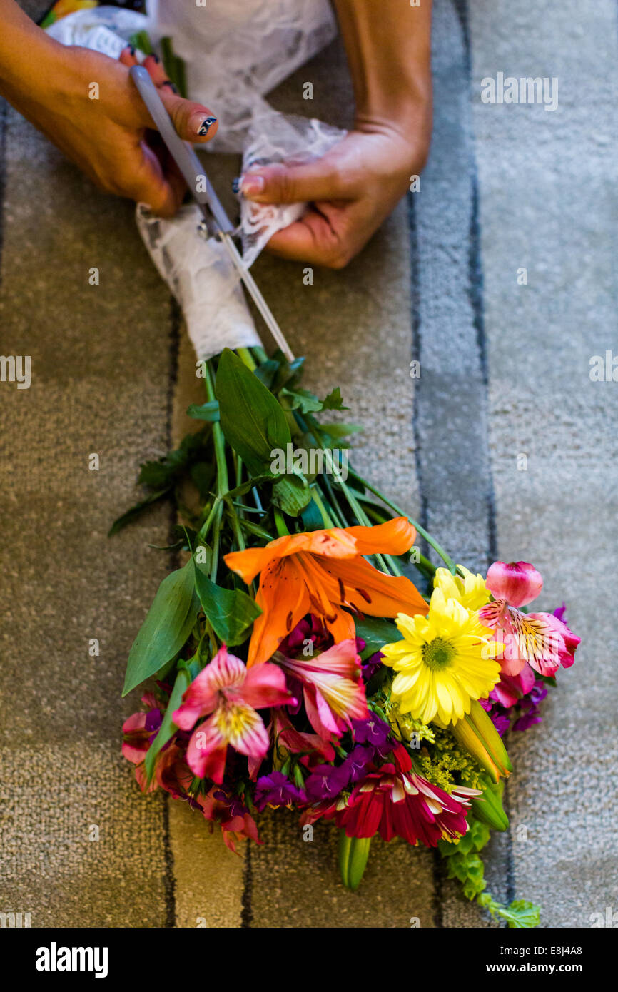 Flower bouquest hi-res stock photography and images - Alamy