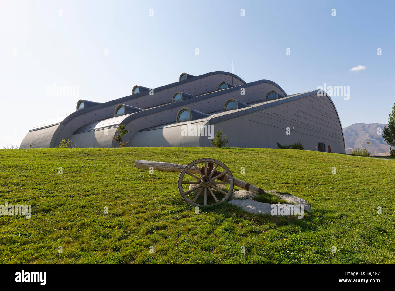 Bayraktar hi-res stock photography and images - Alamy