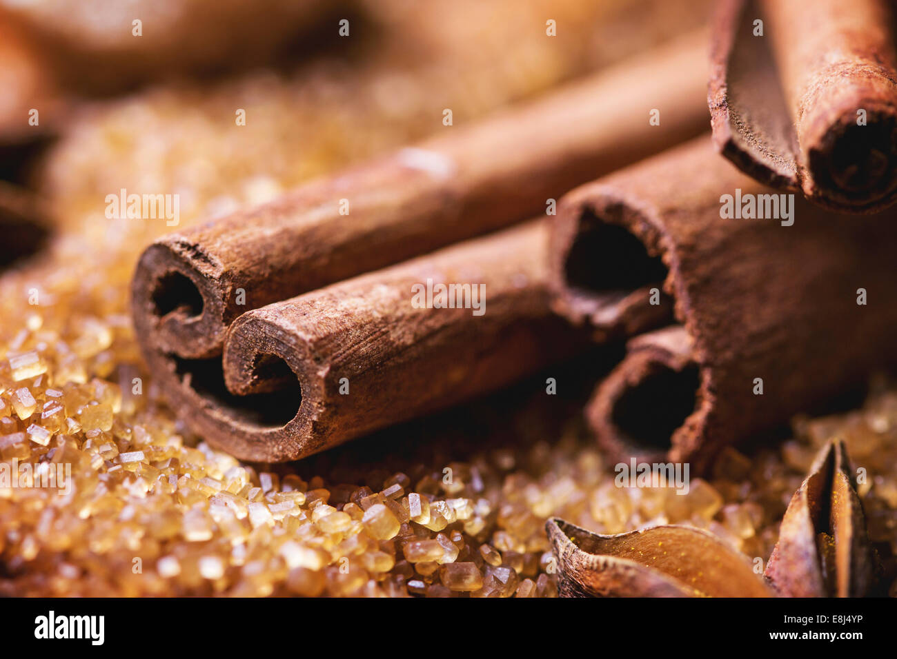 Cinnamon hi-res stock photography and images - Alamy
