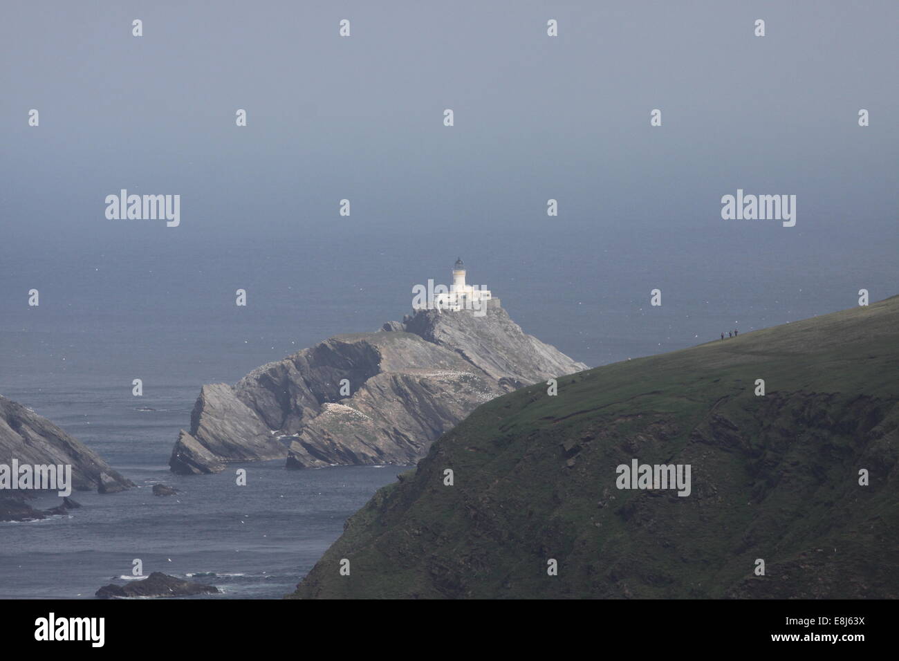 Muckle flugga lighthouse hi-res stock photography and images - Alamy