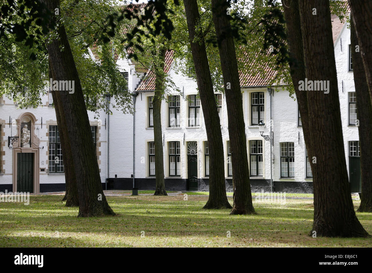 Begijnhof convent for Benedictine nuns Stock Photo - Alamy