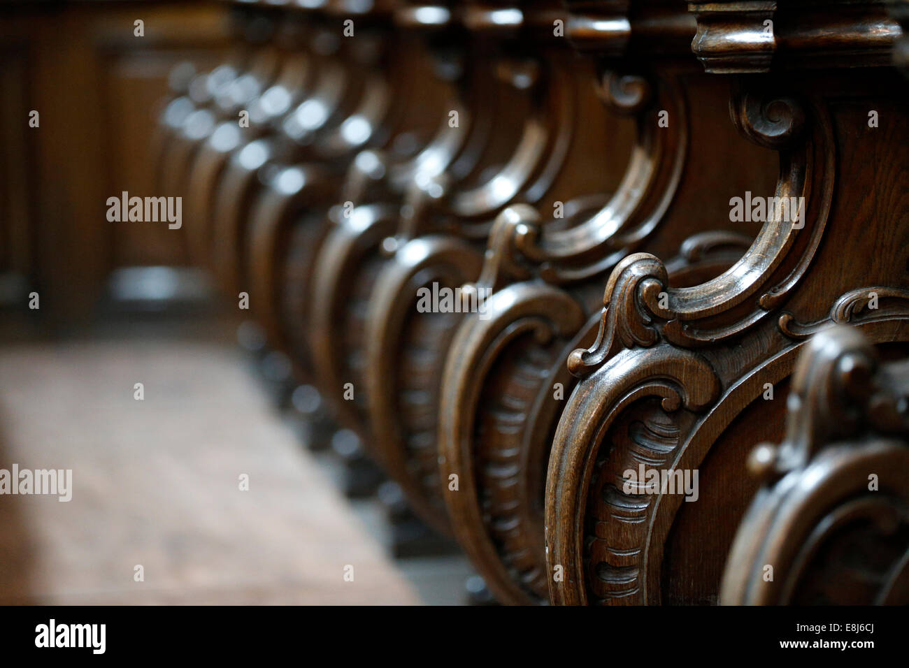 Bruges cathedral choir hi-res stock photography and images - Alamy
