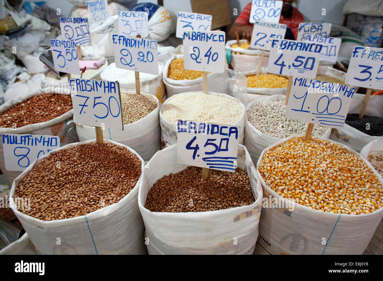 Bean market hi-res stock photography and images - Alamy