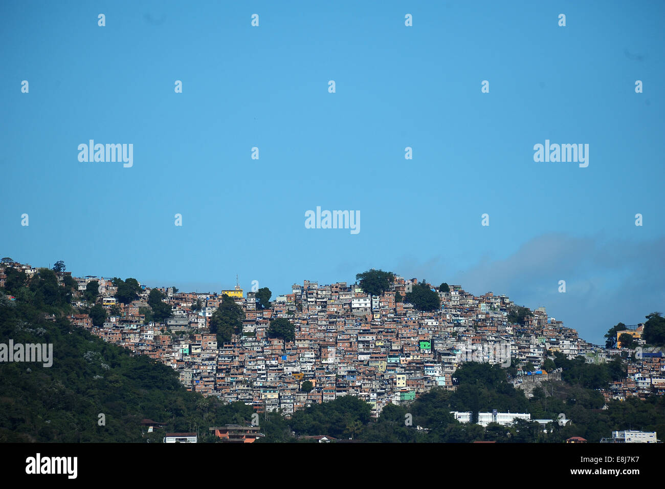 Favela in Rio Stock Photo - Alamy