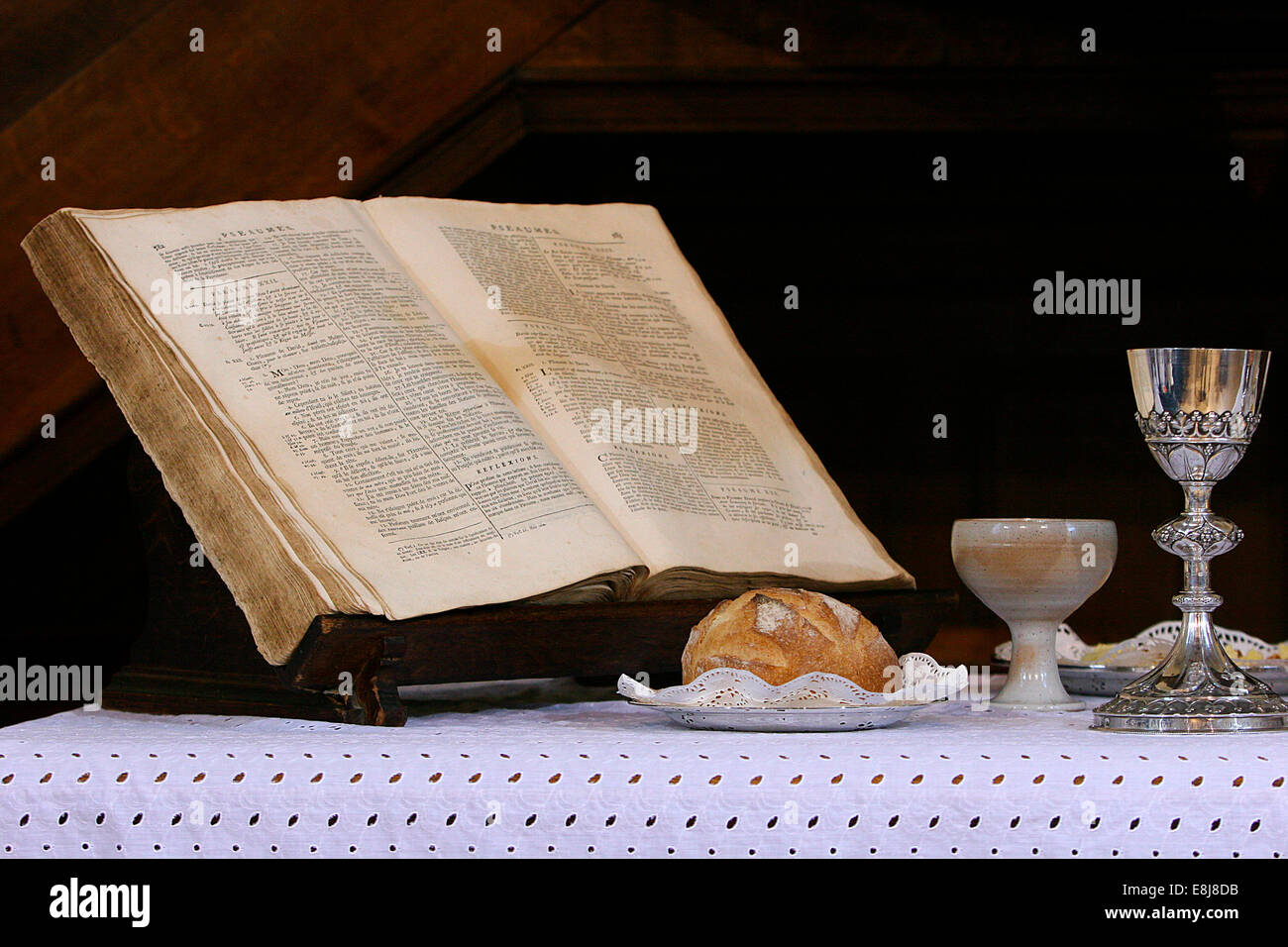 Protestant religious service hi-res stock photography and images - Alamy