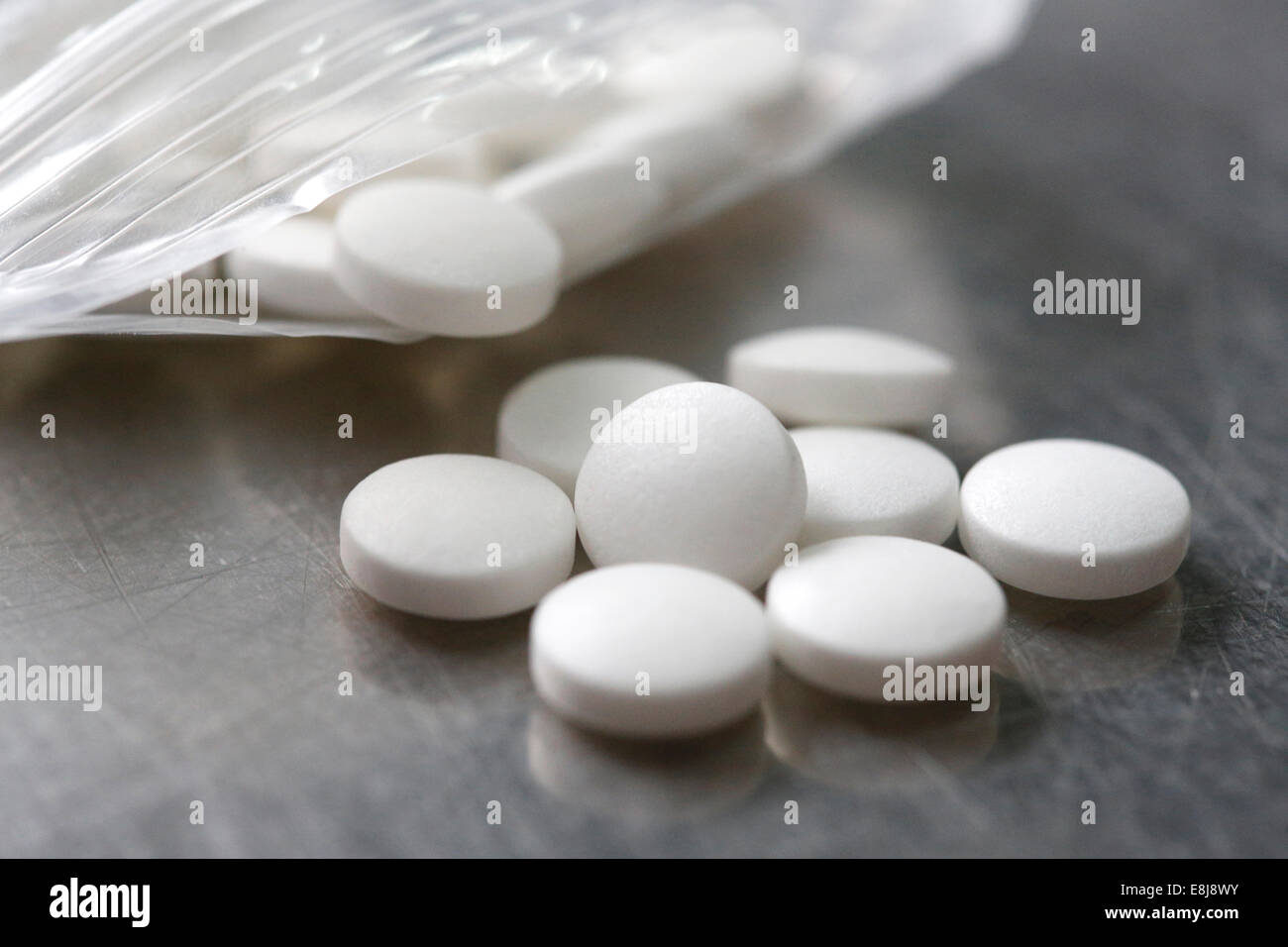 Healing pills hi-res stock photography and images - Alamy