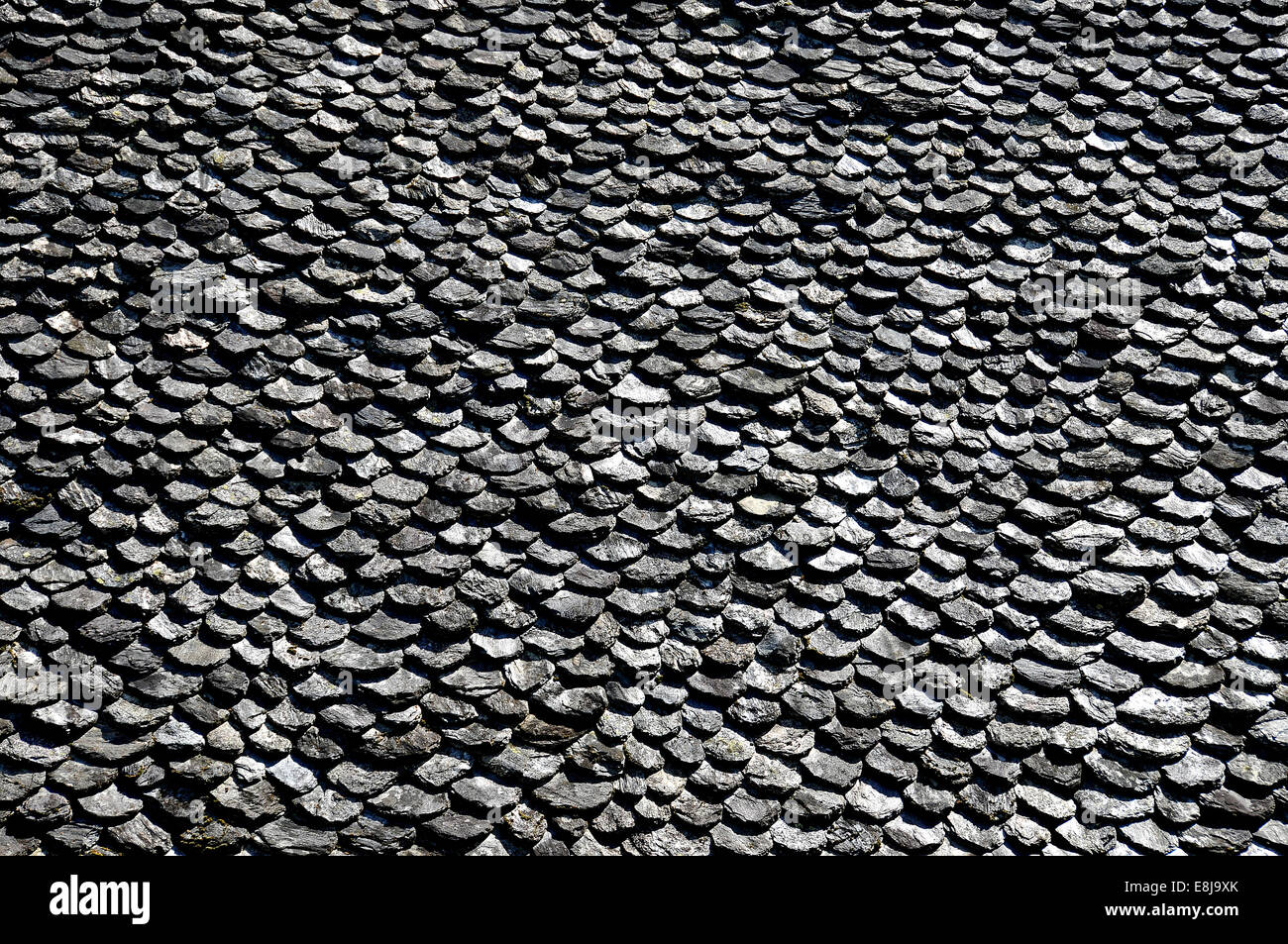 Lauze stone roof hi-res stock photography and images - Alamy