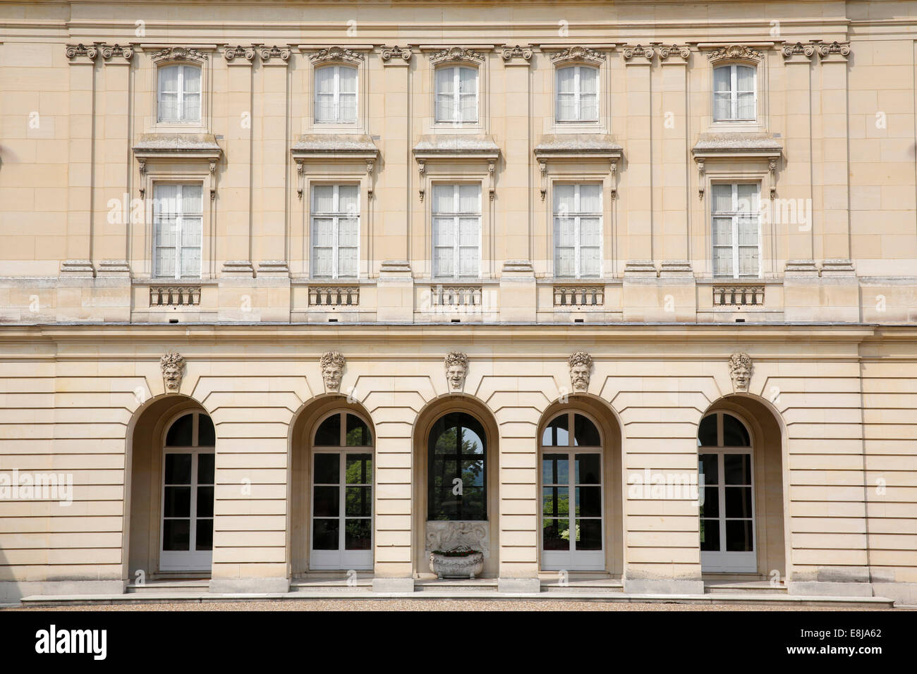 Bizy castle hi-res stock photography and images - Alamy