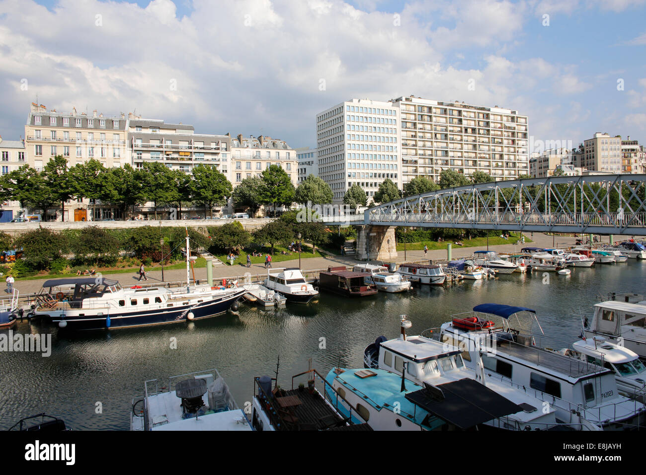 Paris Bastille harbour Stock Photo - Alamy