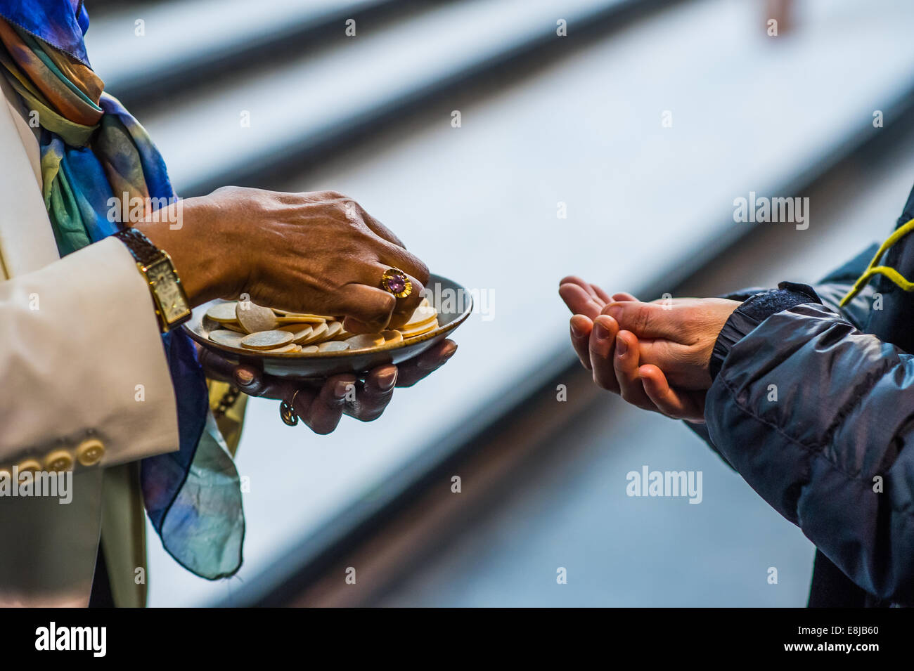 Christian holy communion hi-res stock photography and images - Alamy