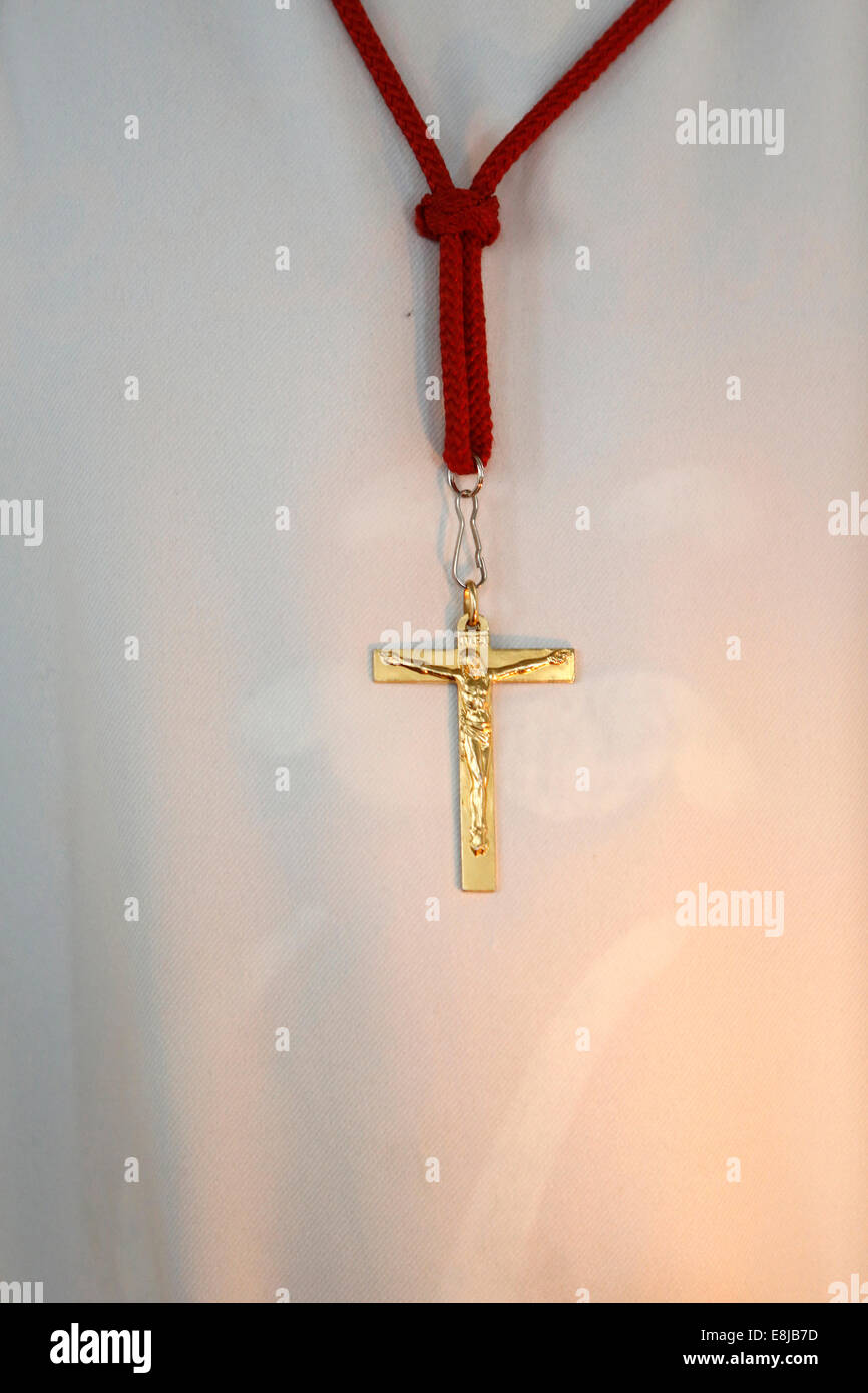 Catholic altar boy's cross Stock Photo - Alamy
