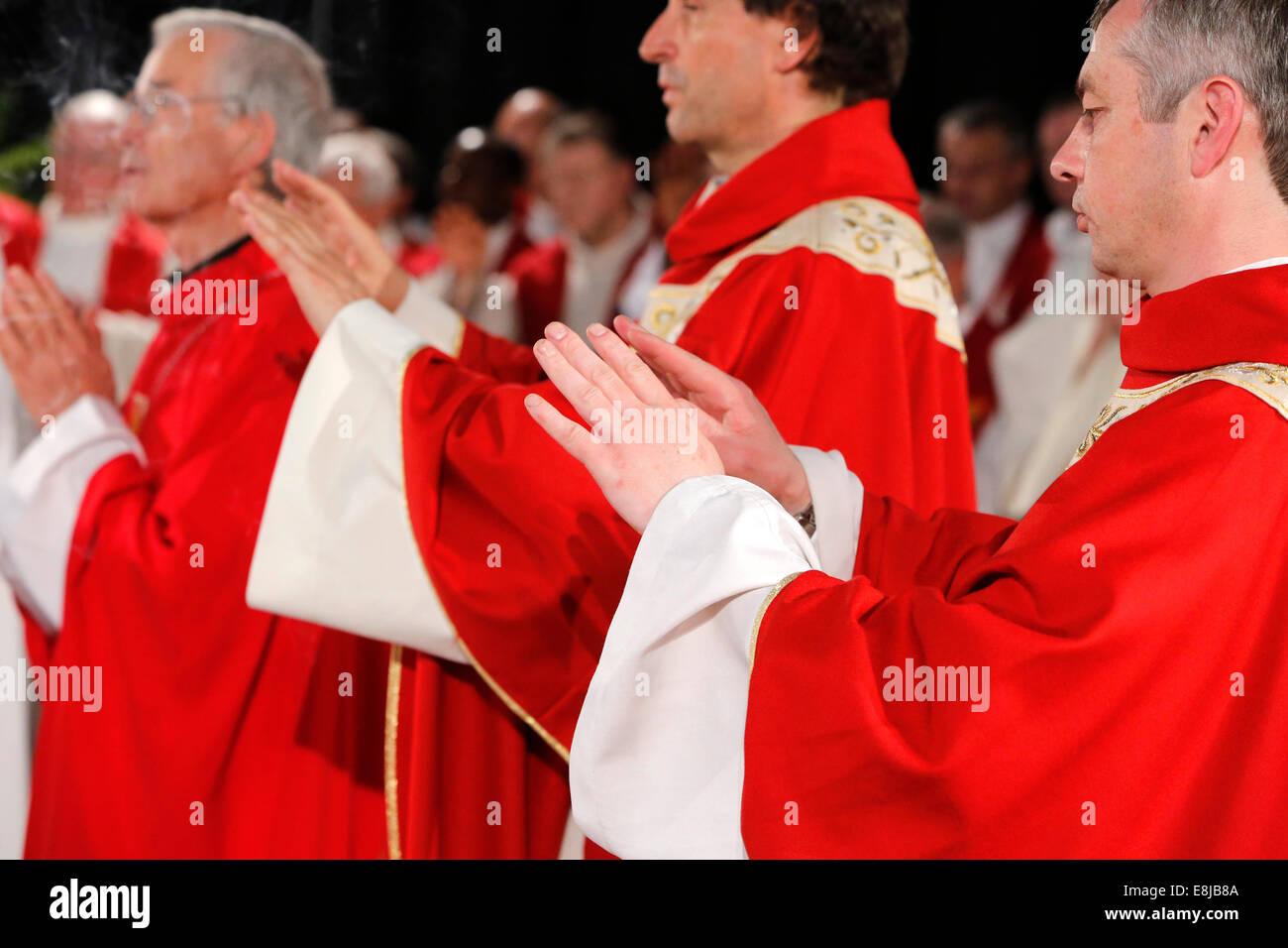 Catholic mass - eucharist celebration Stock Photo - Alamy