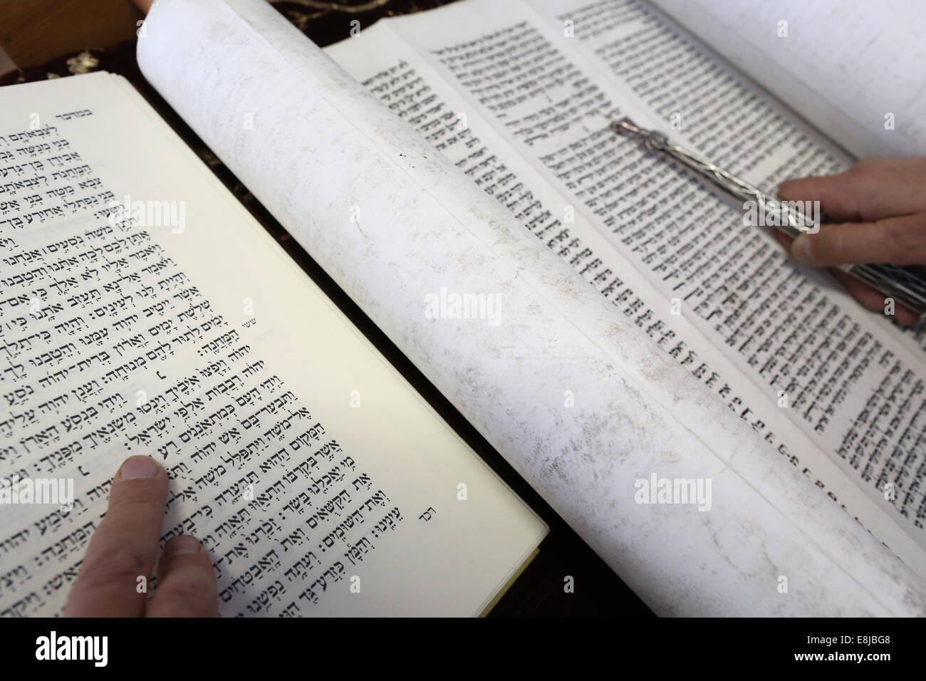 Jewish torah scroll Stock Photo - Alamy