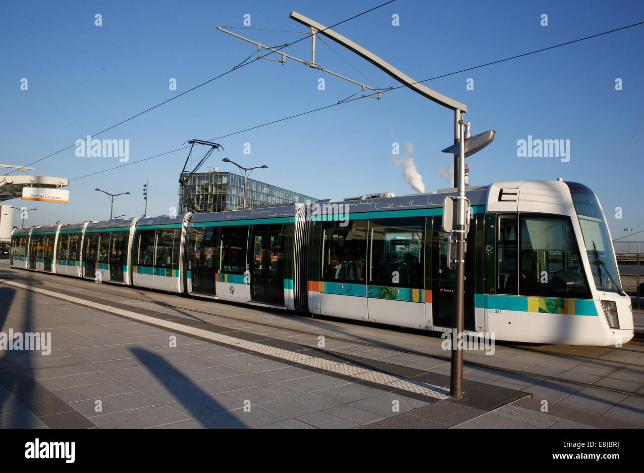 Paris tramway hi-res stock photography and images - Alamy