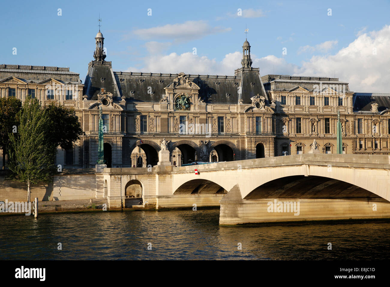 Seine river and Louvre museum Stock Photo - Alamy