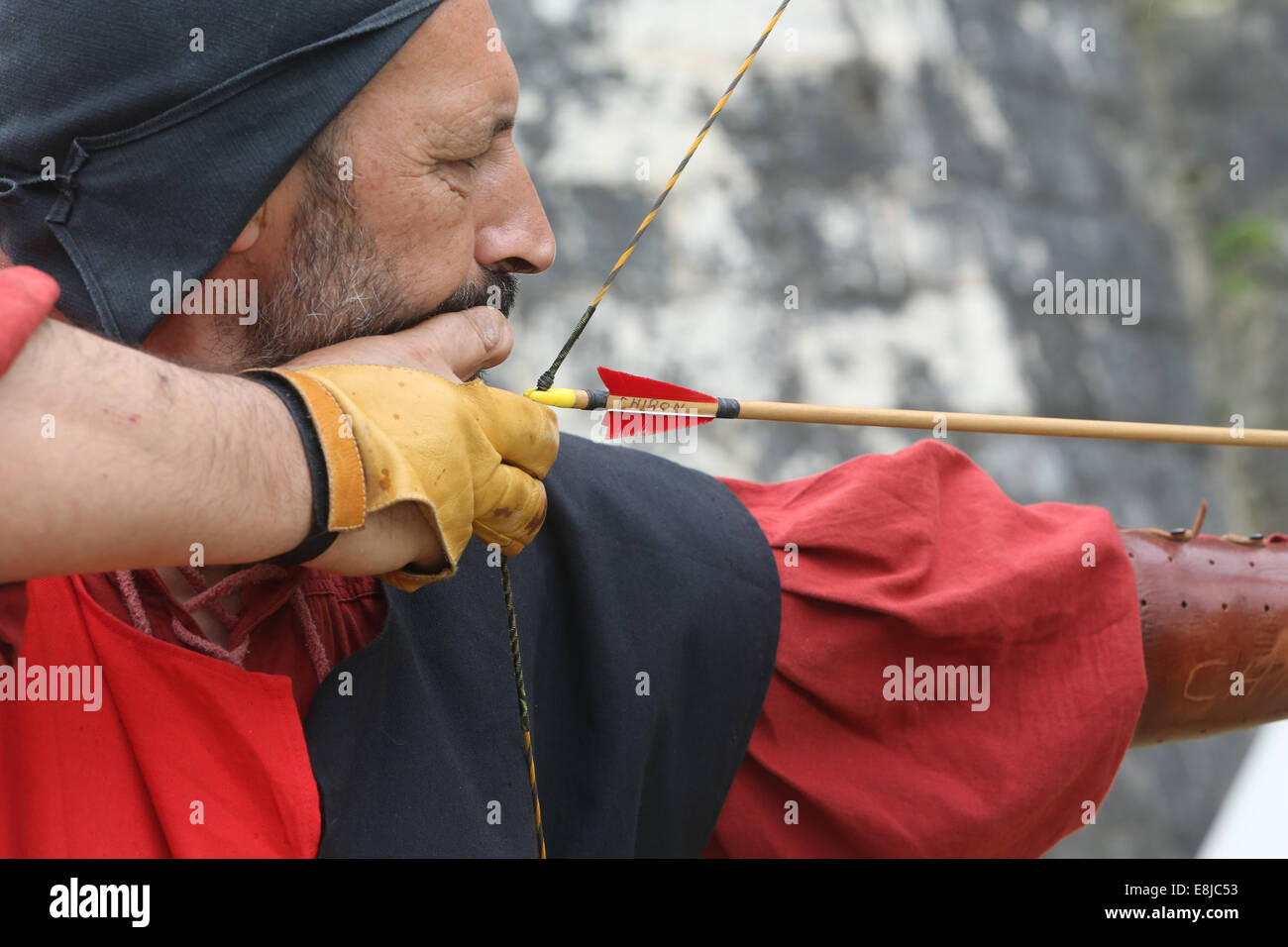 Archer Medieval High Resolution Stock Photography and Images - Alamy