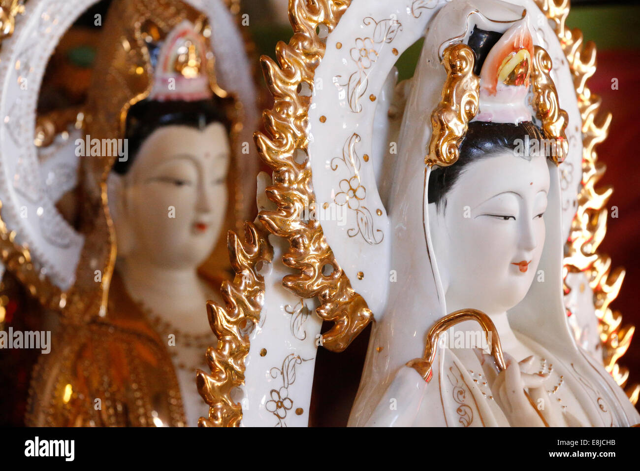 Tu An Buddhist temple. Quan Am bodhisattva of compassion or goddess of ...