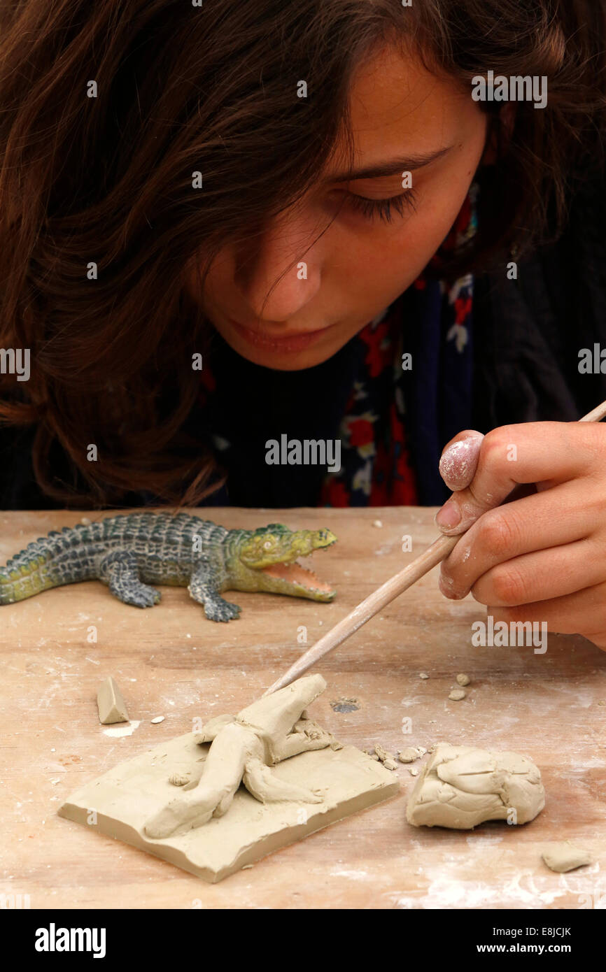 Sculpting face hi-res stock photography and images - Alamy