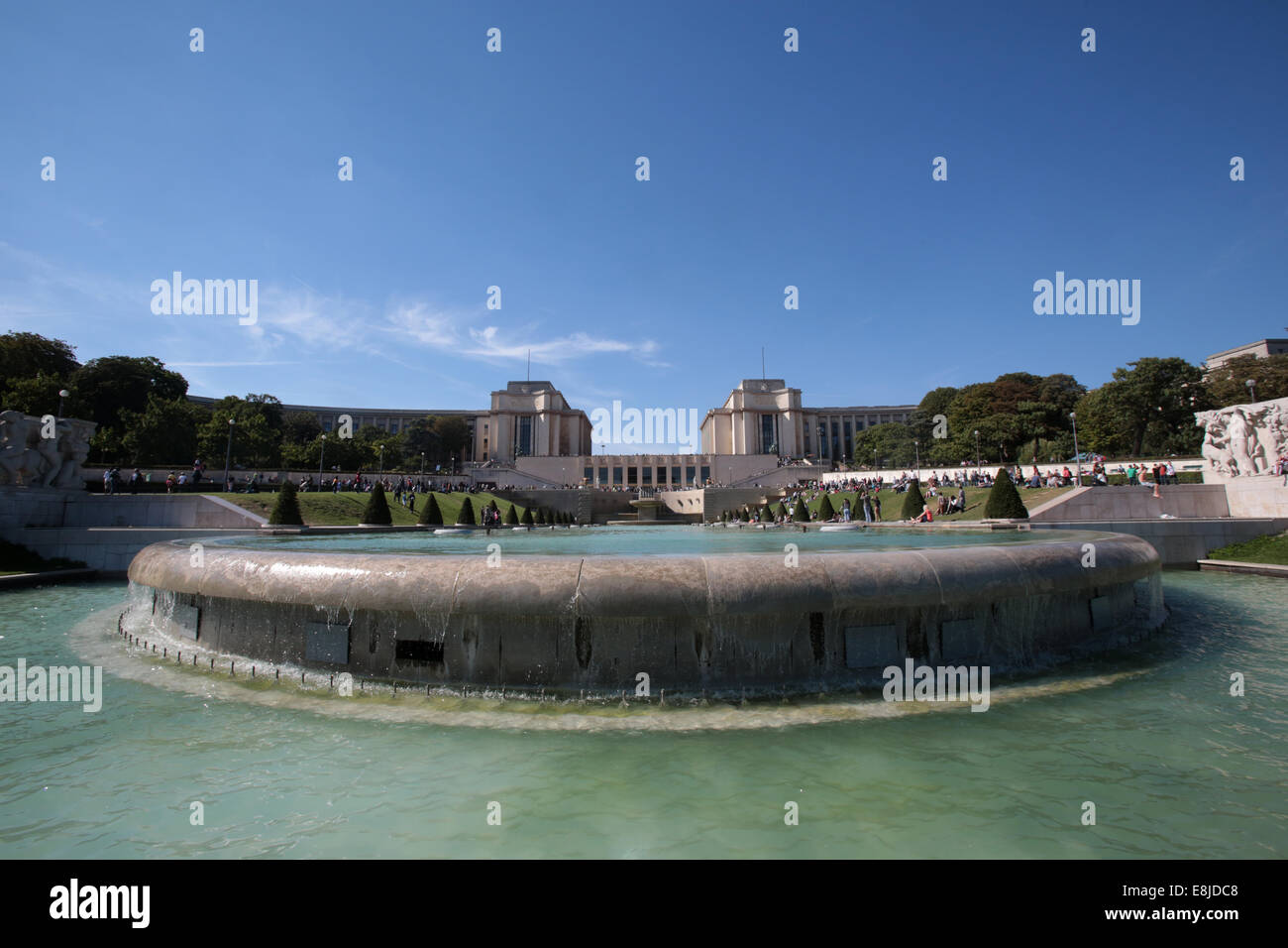 Palais de Chaillot Stock Photo - Alamy