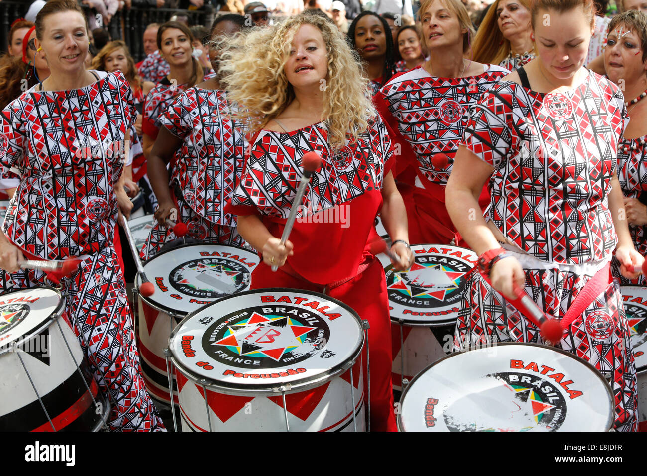 Procession paris hi-res stock photography and images - Alamy