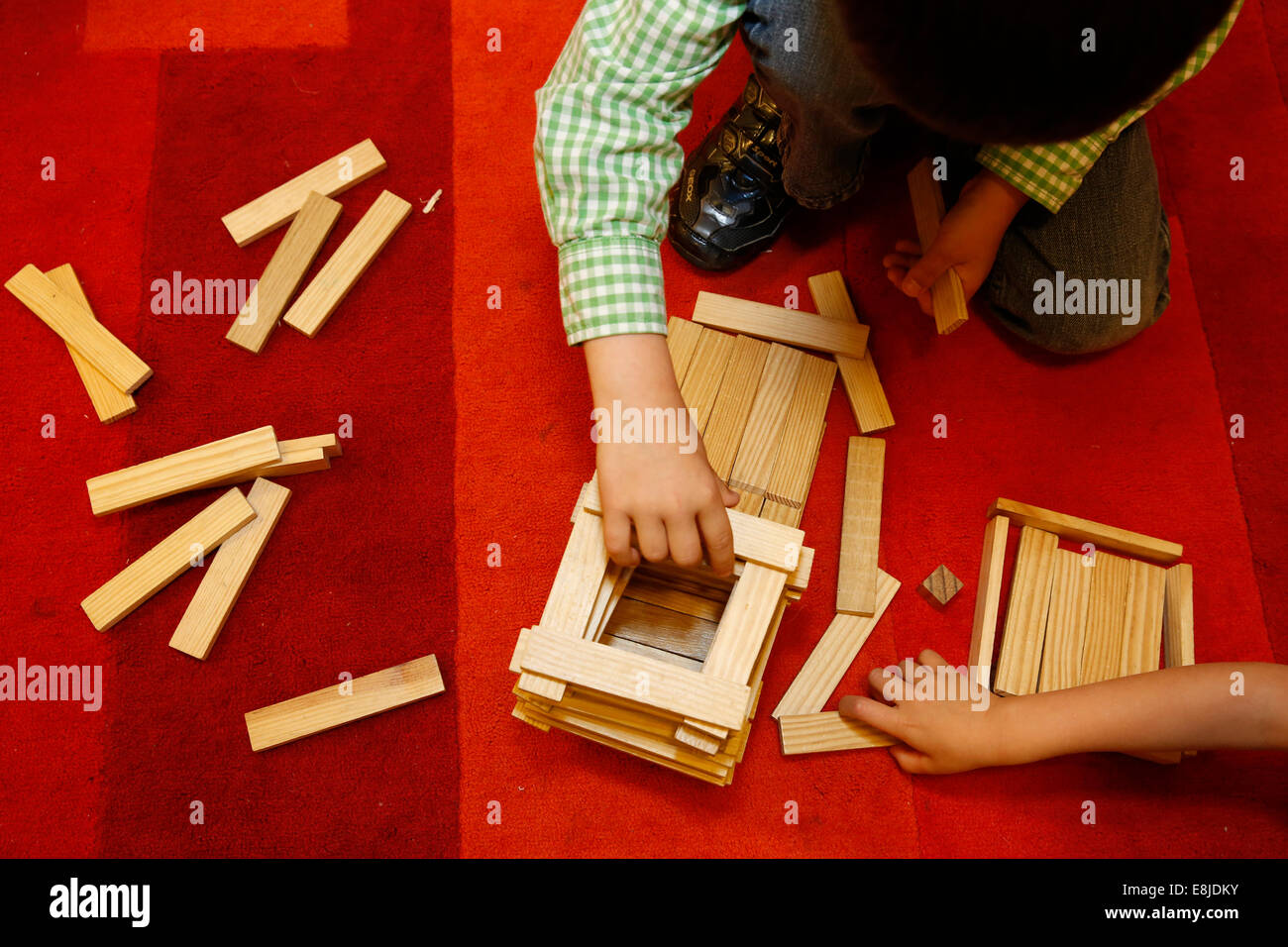 Game children france hi-res stock photography and images - Alamy