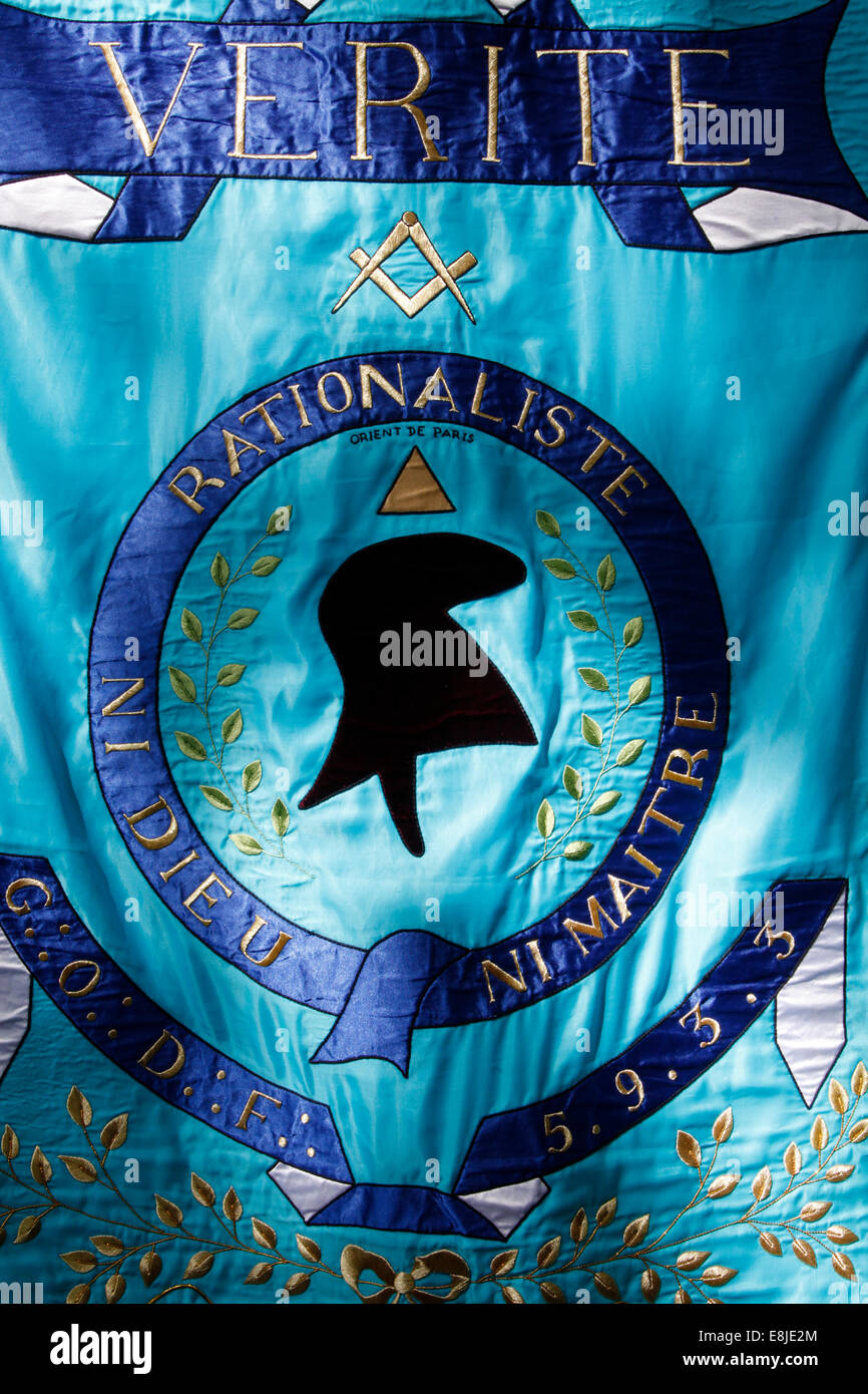 Freemasons symbol hi-res stock photography and images - Alamy