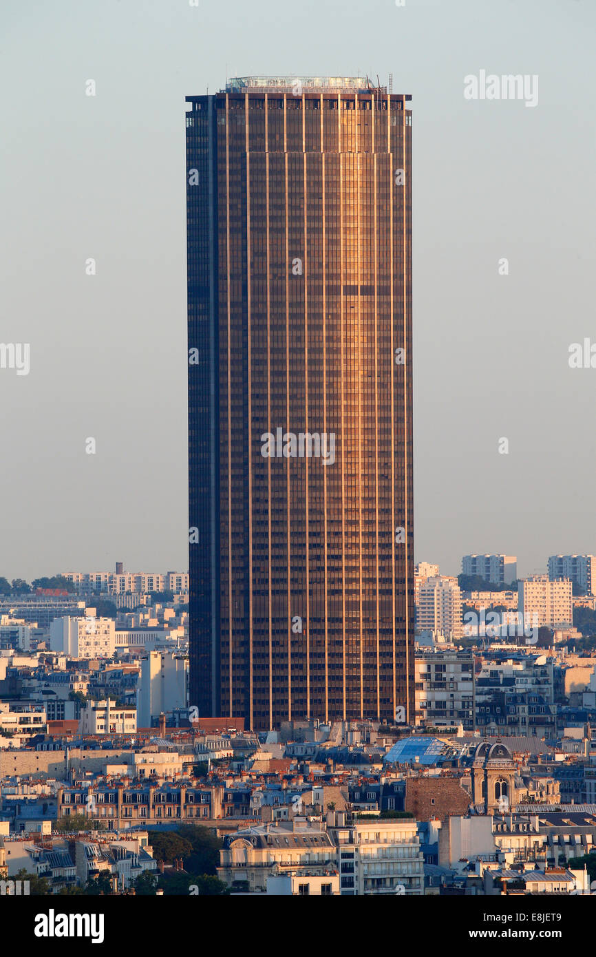 Paris city. Montparnasse Tower. 14th arrondissement Stock Photo - Alamy