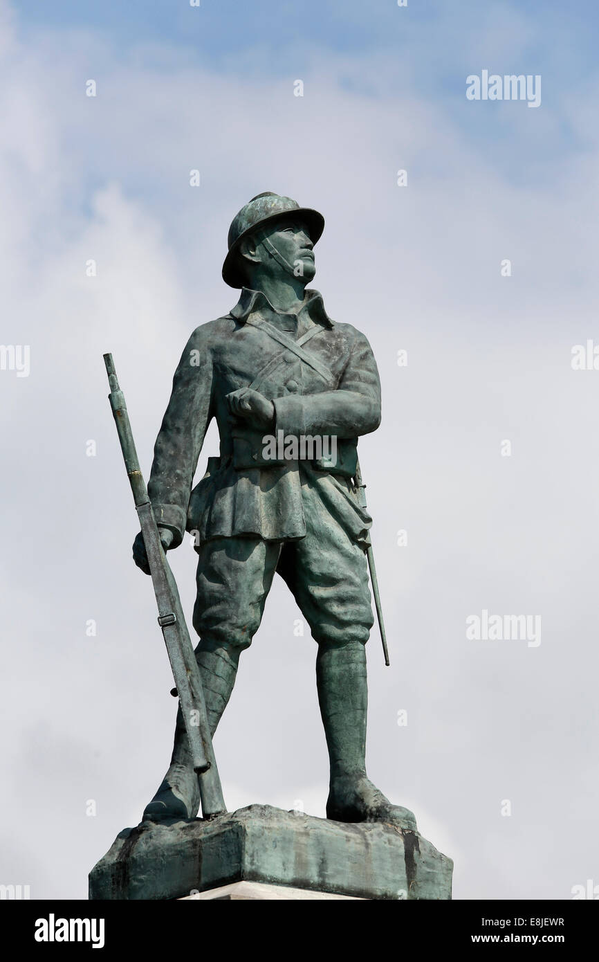 1914 1918 soldier statue hi-res stock photography and images - Alamy