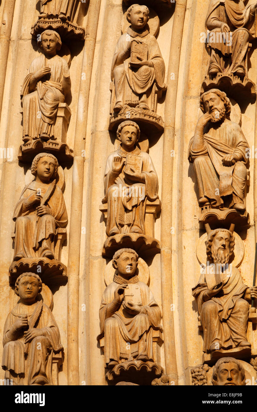 Notre Dame cathedral, Paris. Western facade arch sculptures depicting ...