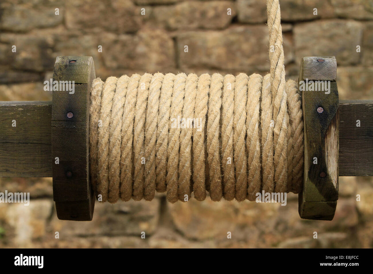 Rope. Medieval site of the castle of GuŽdelon Stock Photo - Alamy